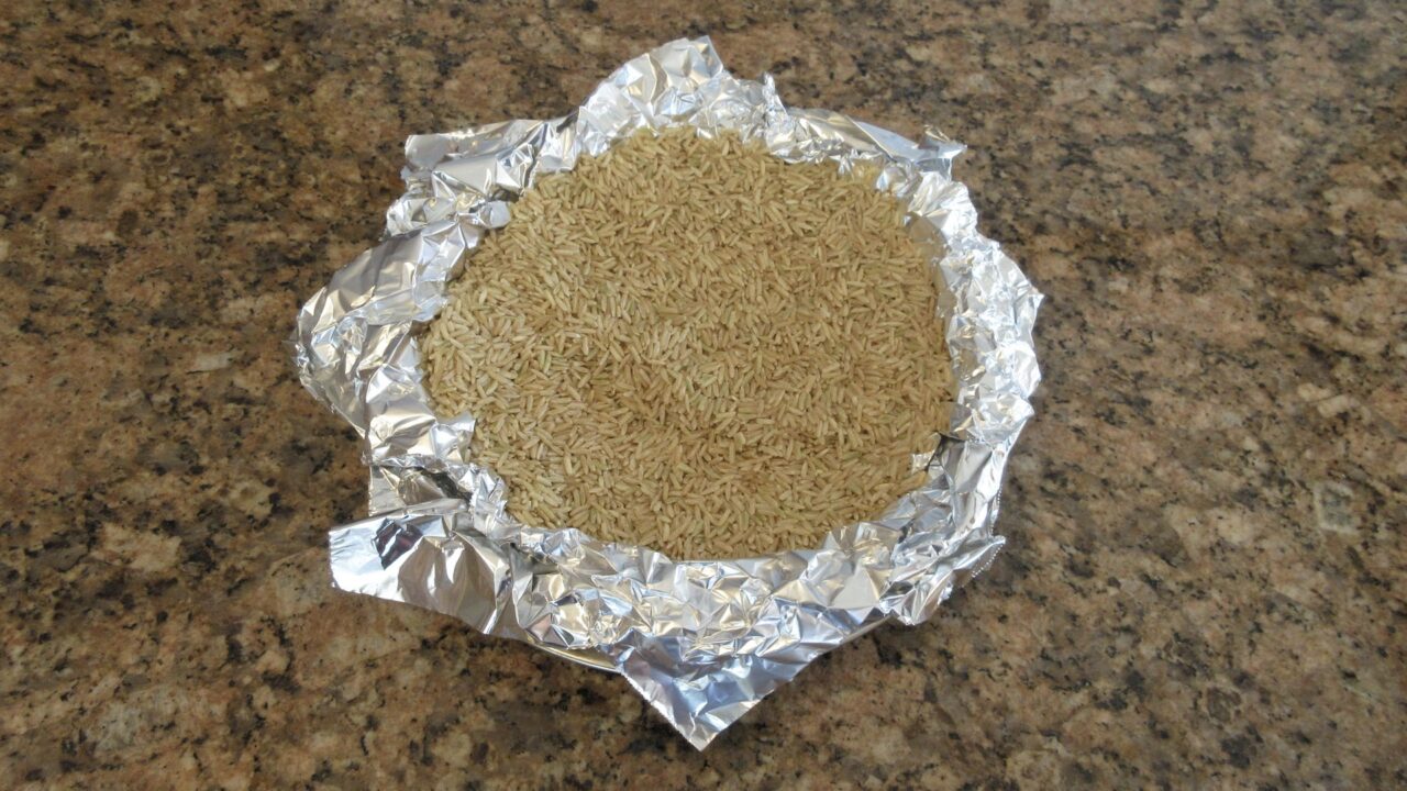 How to Blind Bake a Pie Crust or Shortcrust Pastry - Jacksons Job